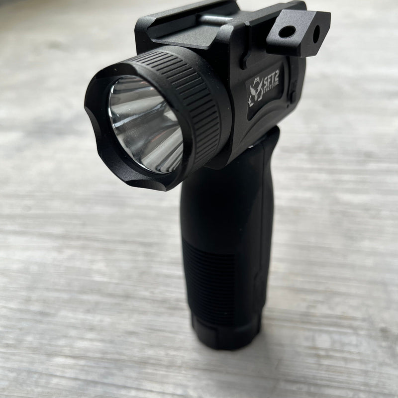 Vertical Foregrip 3 in 1 Flashlight (Multiple Brightness Options ...